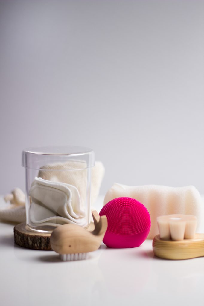 Our Favourite Eco-friendly Cleaning Tools – LePlainCanvas