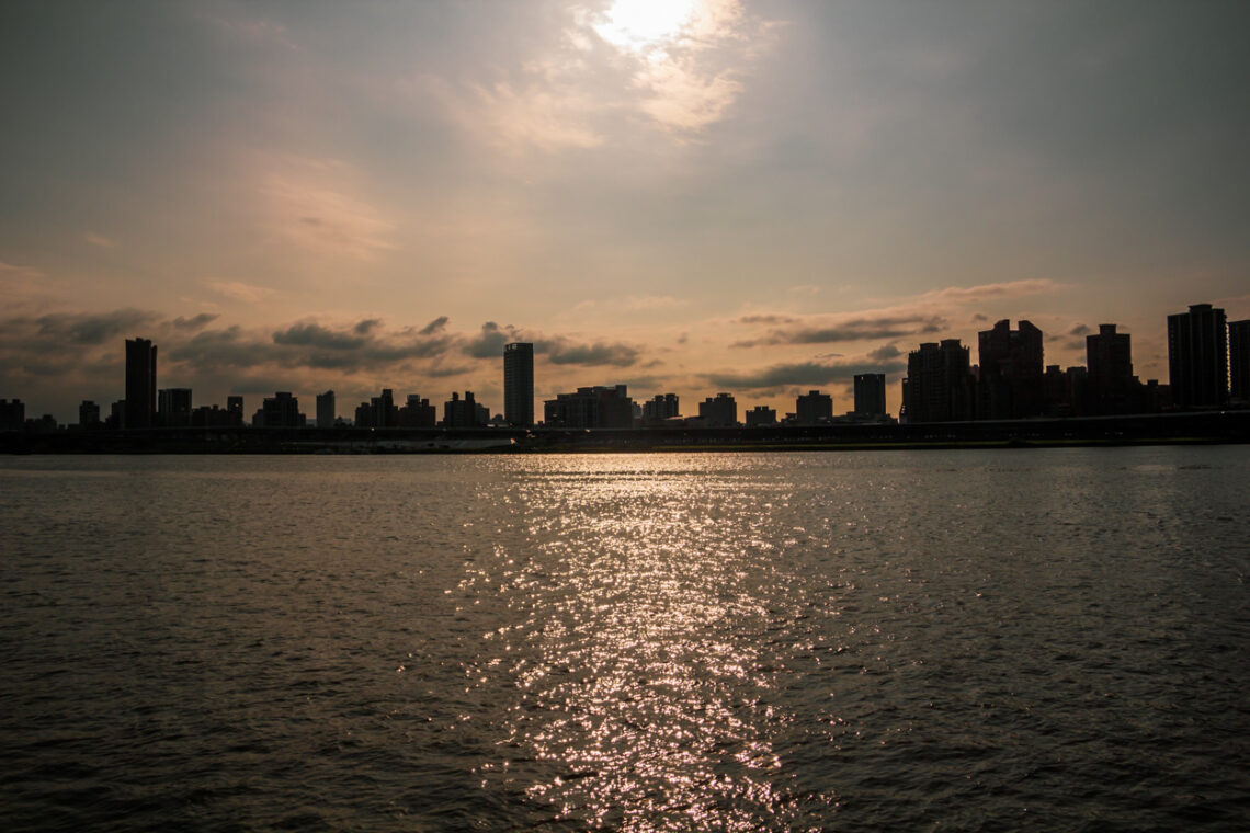 Discover Da Dao Cheng (大稻埕) IN A DAY – LePlainCanvas