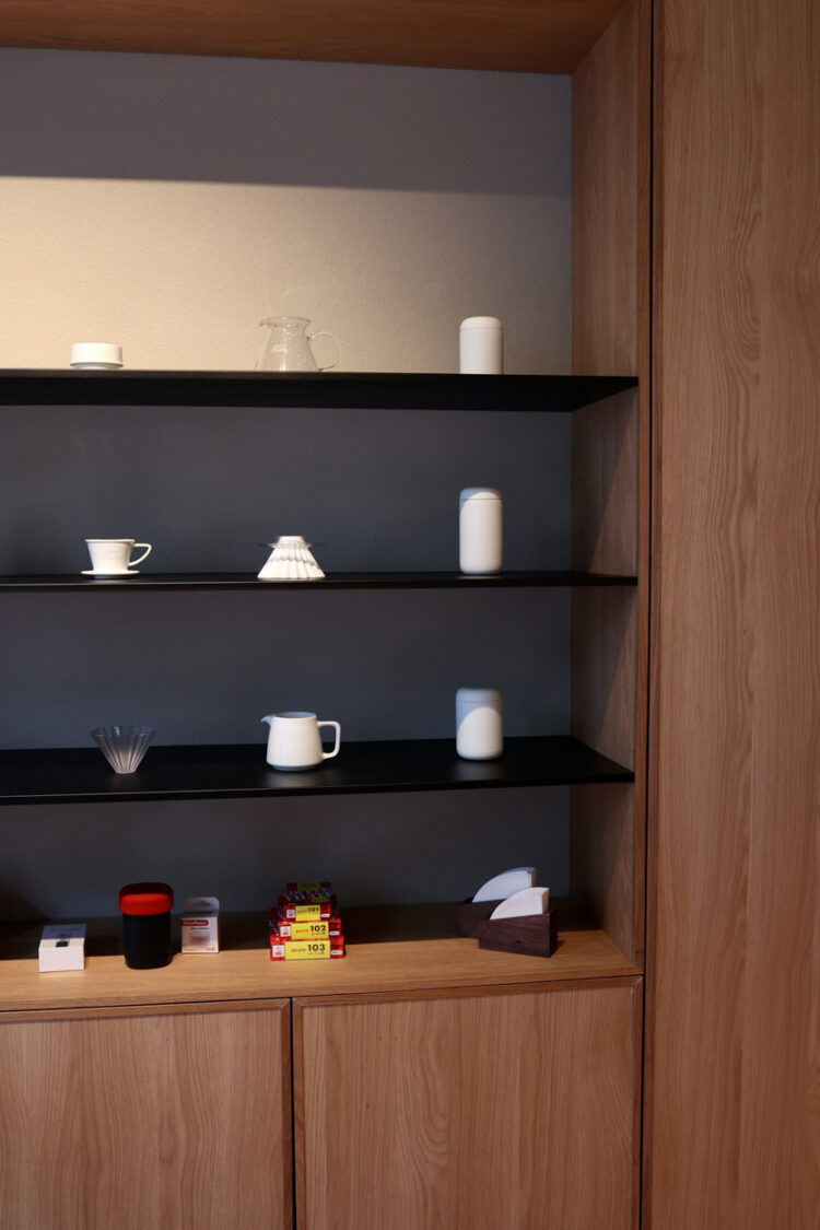 Cafe Explorer: Homeground – LePlainCanvas