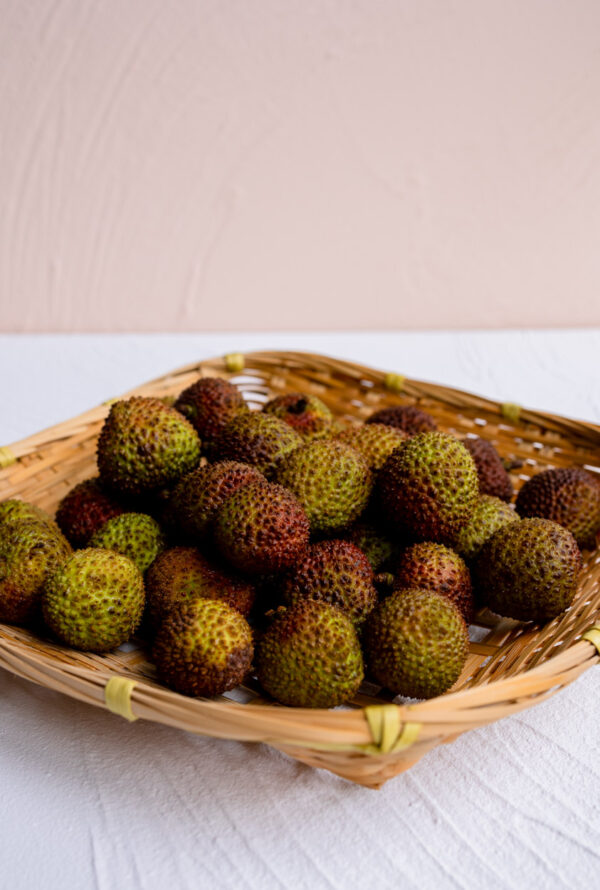 Make your own Lychee Liqueur – LePlainCanvas