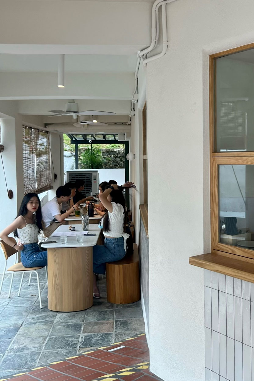 Cafe Explorer | Lola Cafe in Holland Village – LePlainCanvas