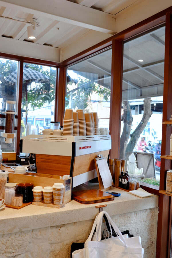 Cafe Explorer | Baked at Canggu, Bali – LePlainCanvas