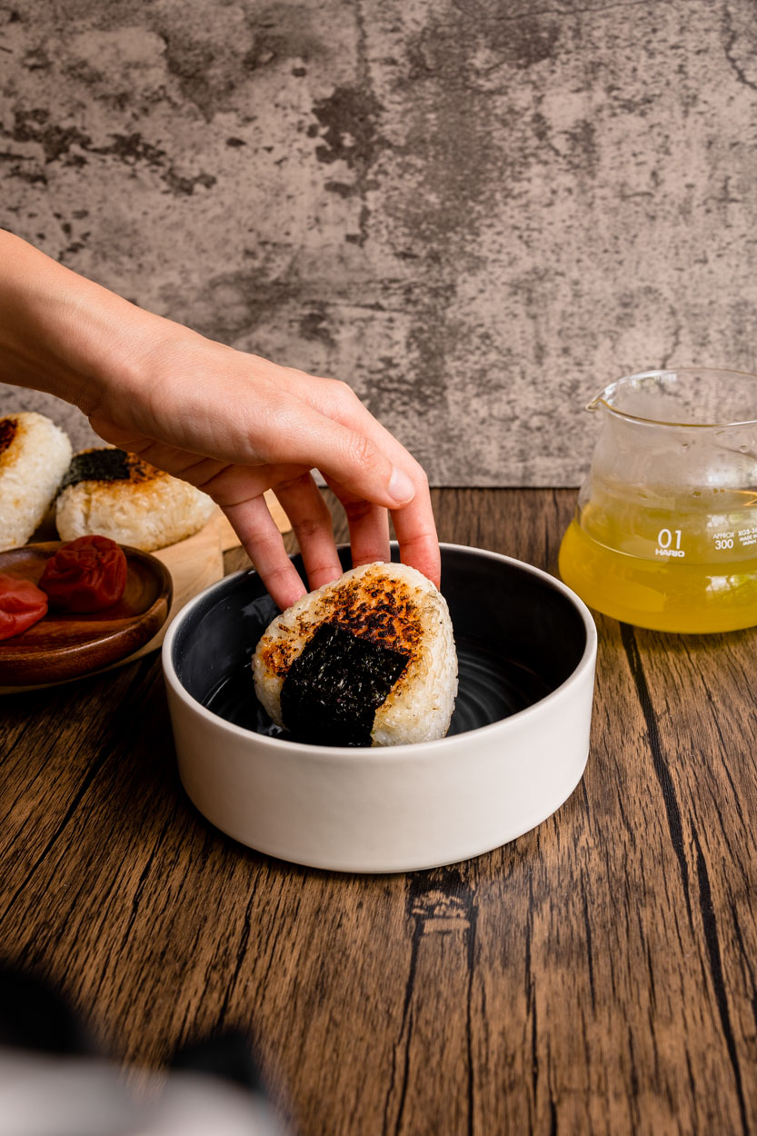 Grilled Rice Ball – LePlainCanvas