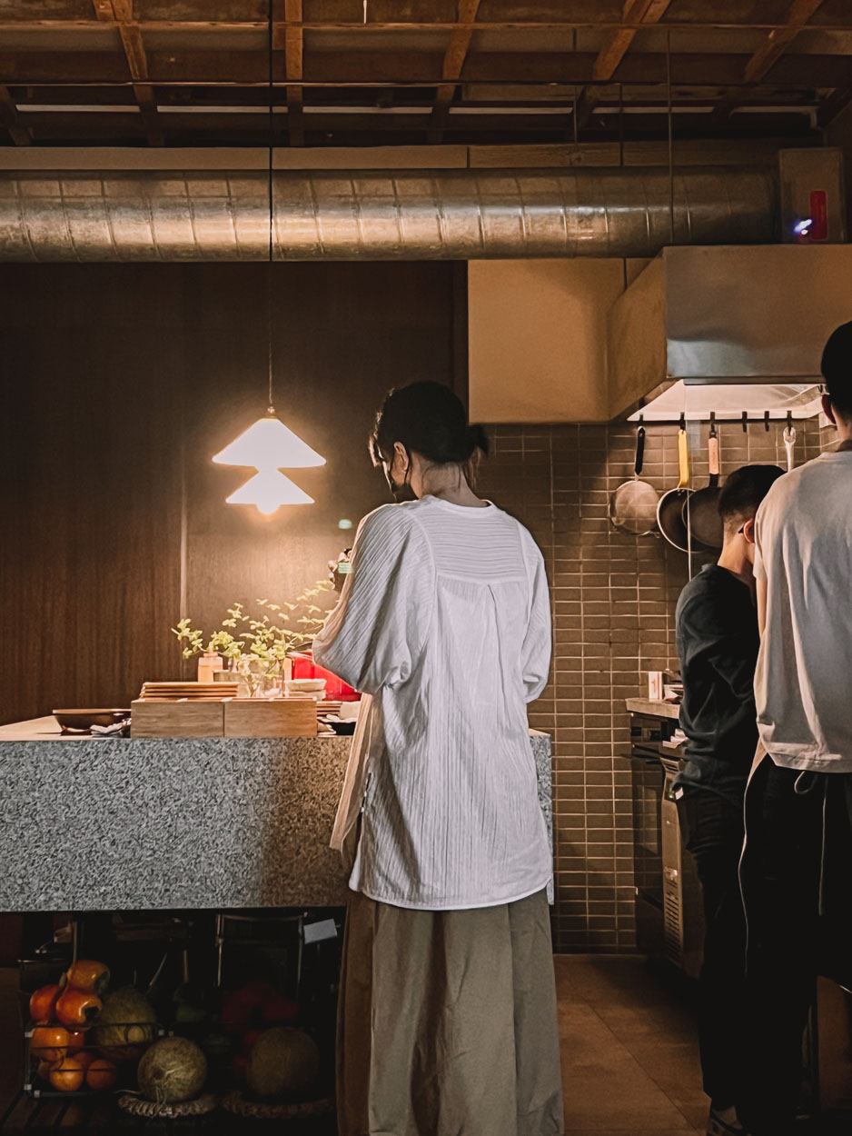 Cafe Explorer: Paaru Cafe – LePlainCanvas